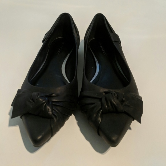 BCBGirls | Shoes | Black Flats By Bcbgirls | Poshmark